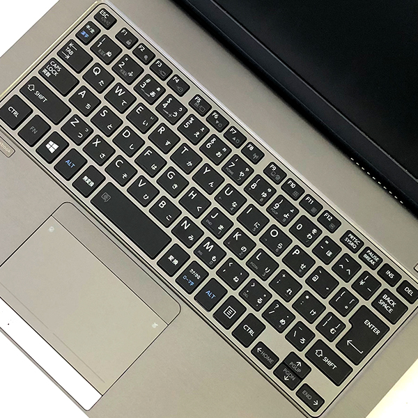 TOSHIBA 〔中古〕 dynabook R63/D / インテル® Core™ i5 プロセッサー -6200U 2.3GHz ...